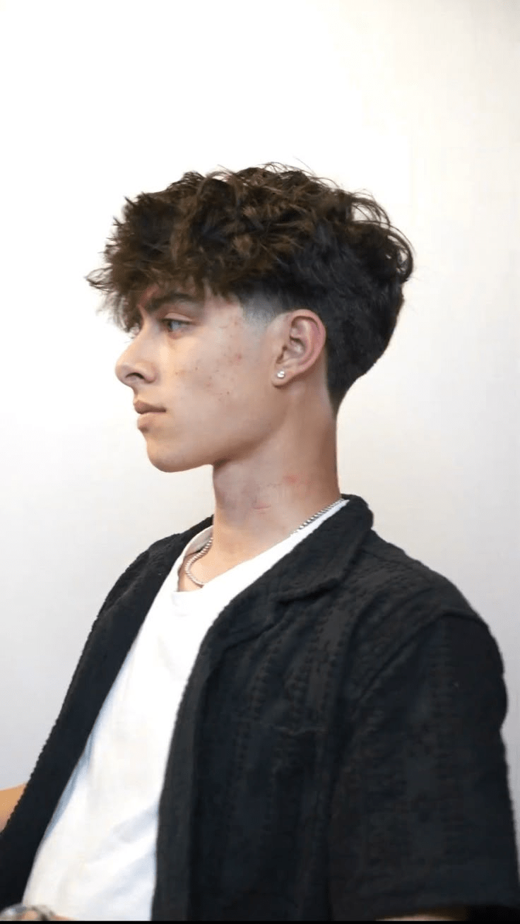 Sam Zia Haircut: The Trendy Style Taking Over - 2025